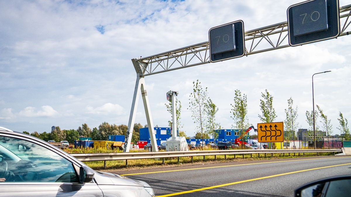 Deze flitspaal flitst erop los: al meer dan 100.000 boetes - Rijnmond