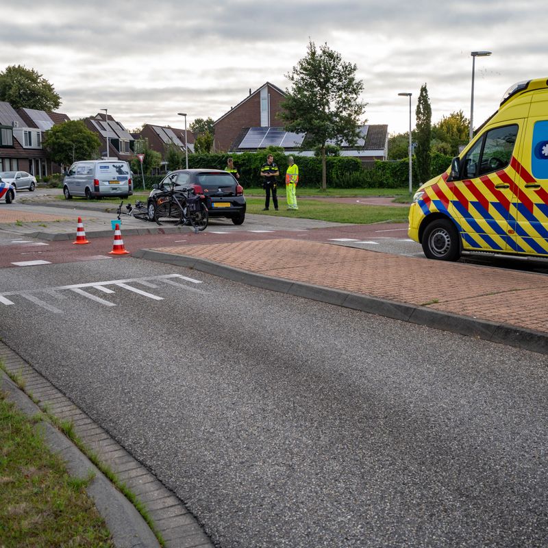 112 Nieuws: File op A1 bij Deventer door aanrijding | Fietsaccu veroorzaakt brand in Almelo - Oost