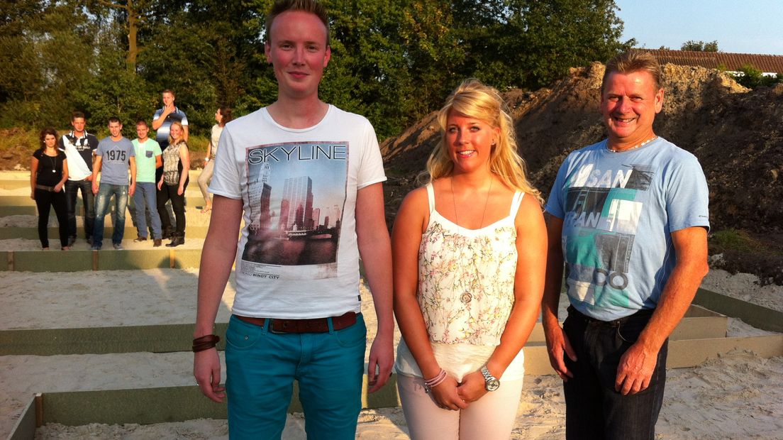 Jongeren Nieuweroord regelen zelf starterswoningen - RTV Drenthe