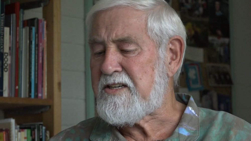 Loek Boer vertelt al een kwart eeuwen verhalen - RTV Drenthe