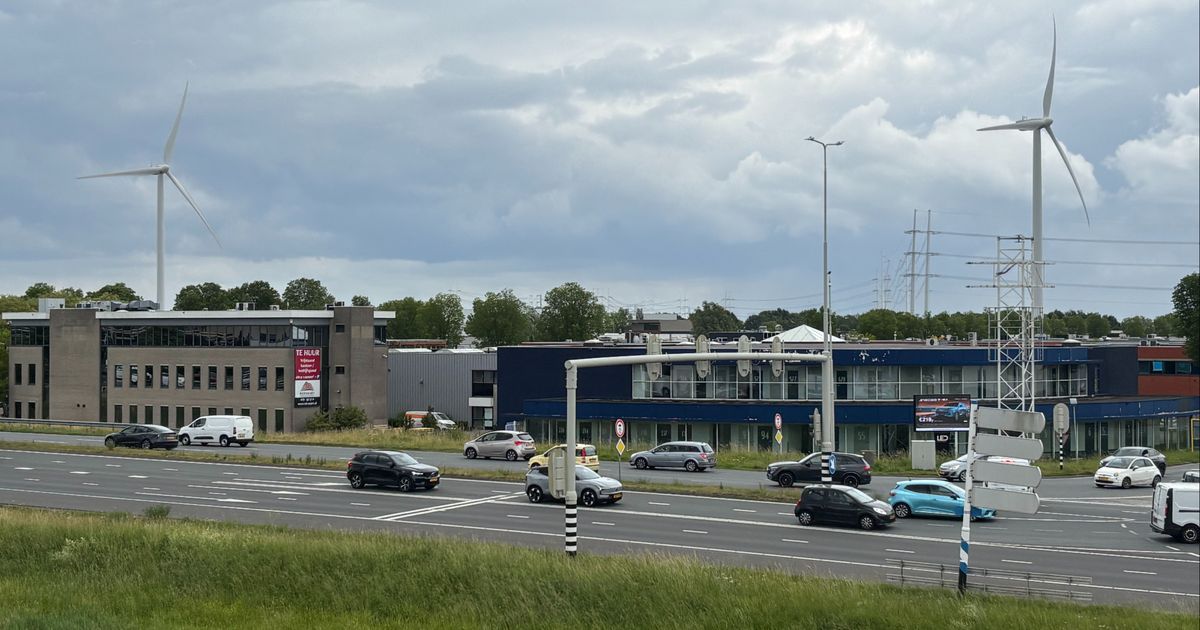 'Alsof er een vrachtwagen onder het raam staat te draaien', plots ...