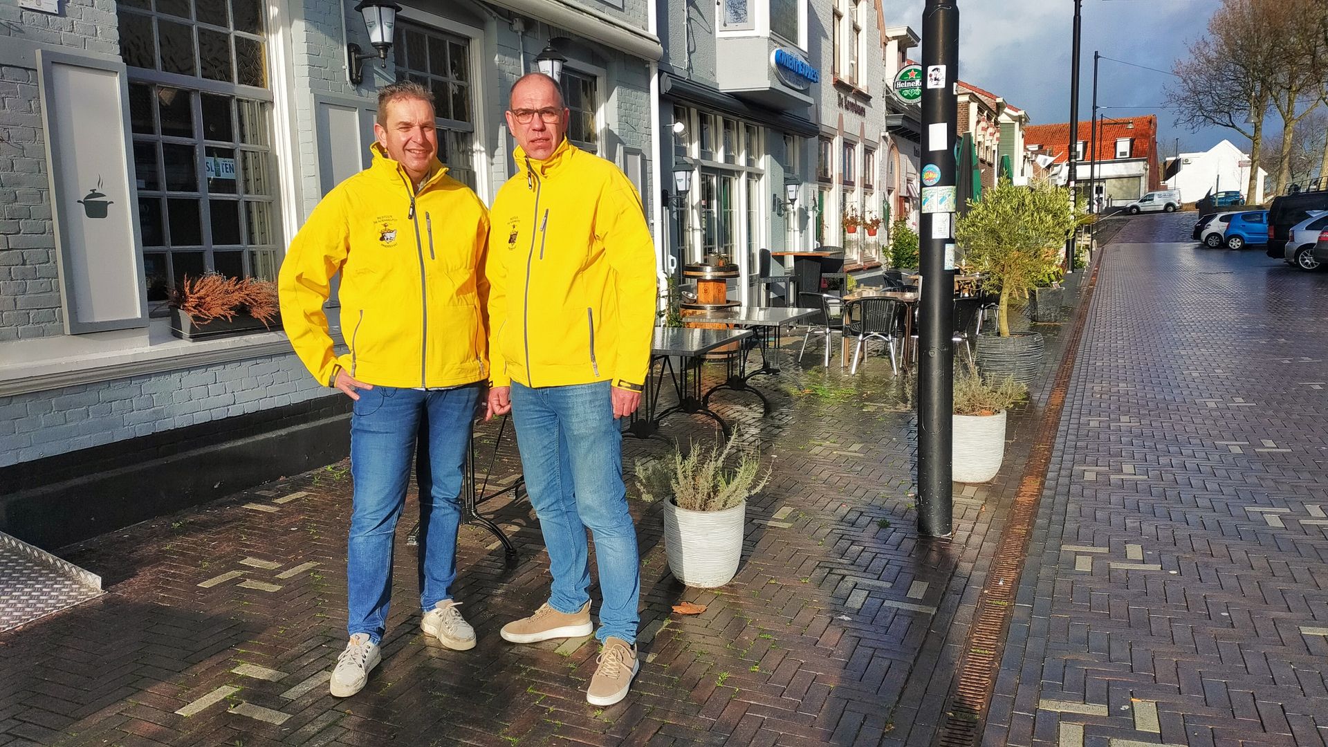 Carnaval zonder café: in dit dorp zetten ze noodgedwongen een feesttent ...