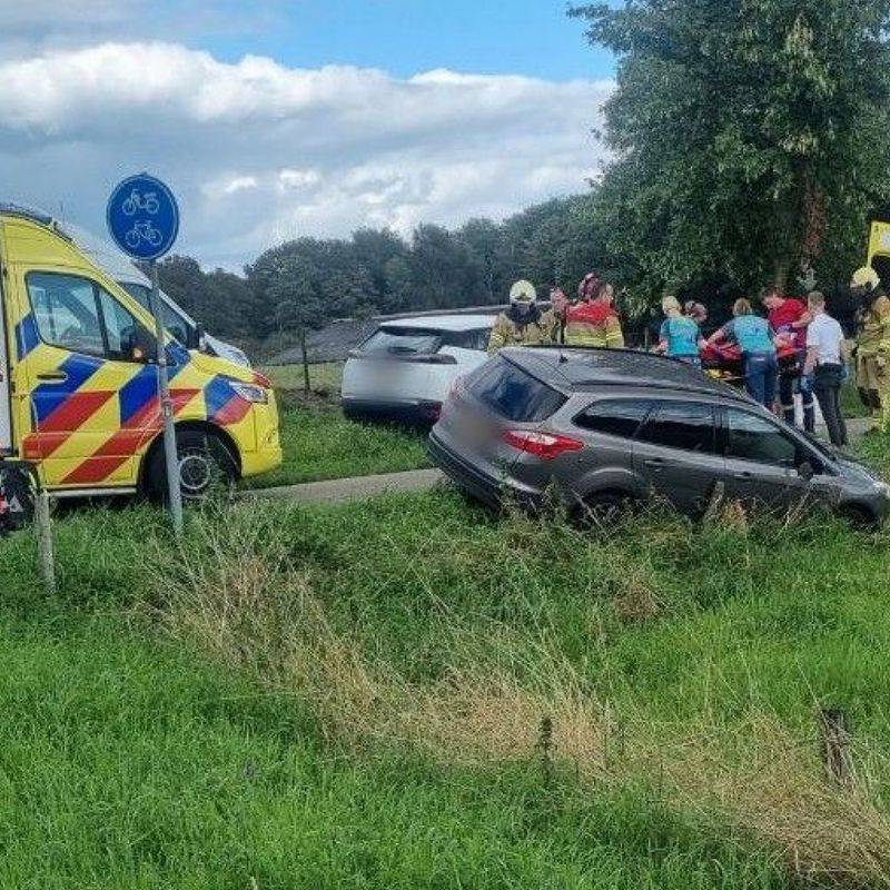 Drie gewonden bij ernstig ongeluk - Omroep Gelderland