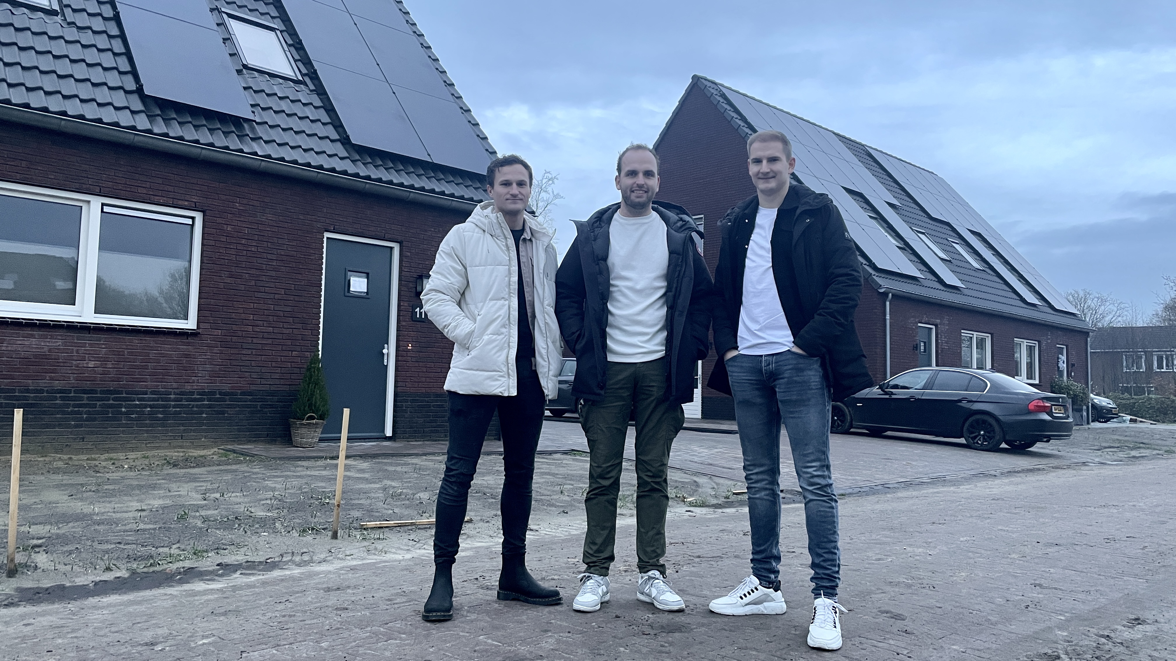 'Als we geen huis kunnen kopen, dan bouwen we het zelf wel' - RTV Drenthe