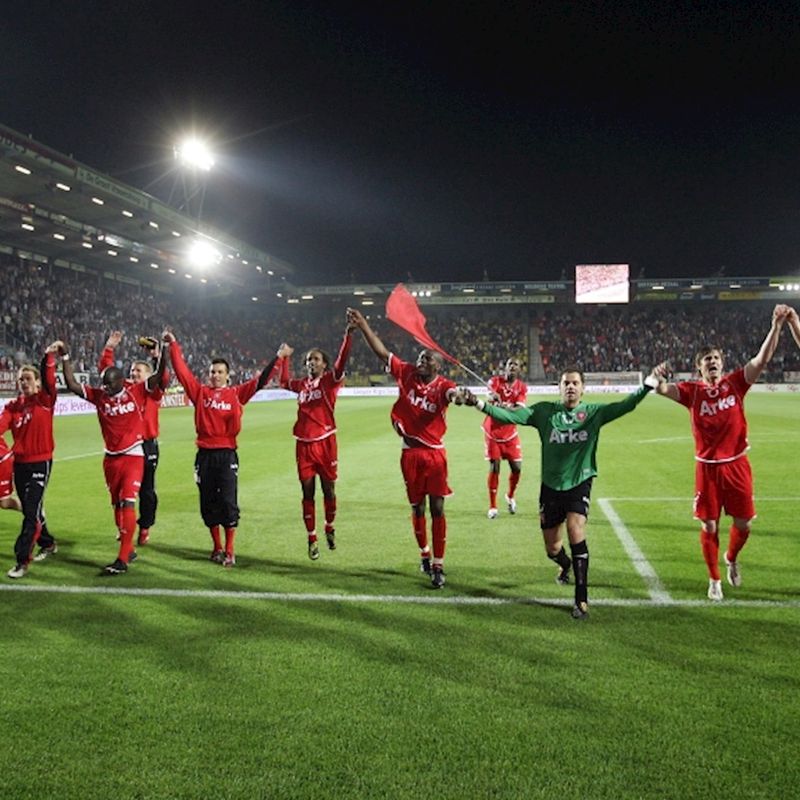 Oefenduel FC Twente live bij RTV Oost - Oost