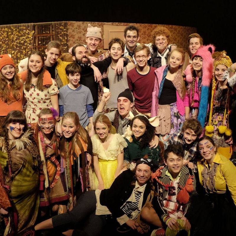 Theaterschool Rabarber van ondergang gered - Den Haag FM