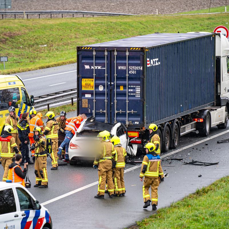 Jacqueline was getuige van fataal ongeluk op snelweg: 'O god, hij rijdt veel te hard' - Rijnmond
