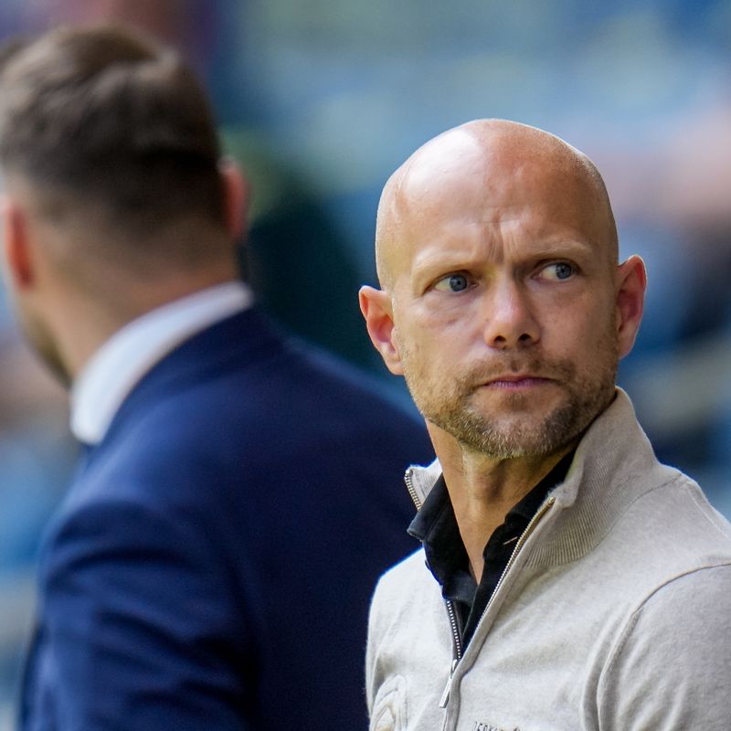 Dennis van der Ree volgend seizoen assistent-trainer Go Ahead Eagles ...