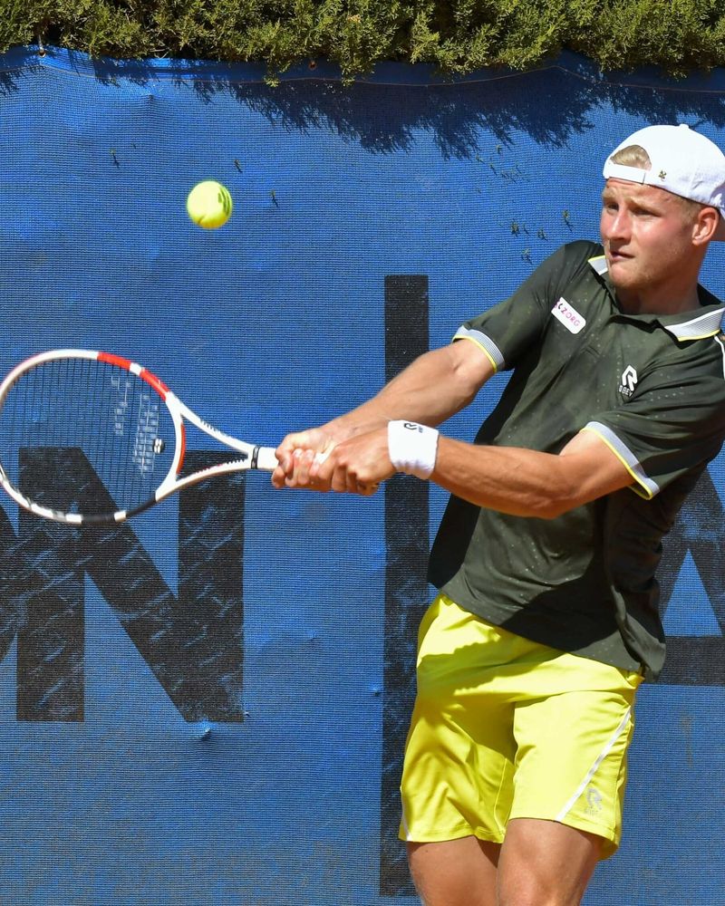 Max Houkes moet na succesvolle start tournee door Zuid-Amerika afbreken ...