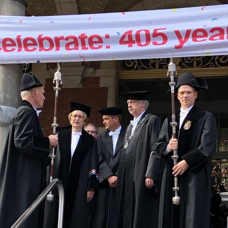 RUG-rector zwaait af en maakt plaats voor rectrix - RTV Noord