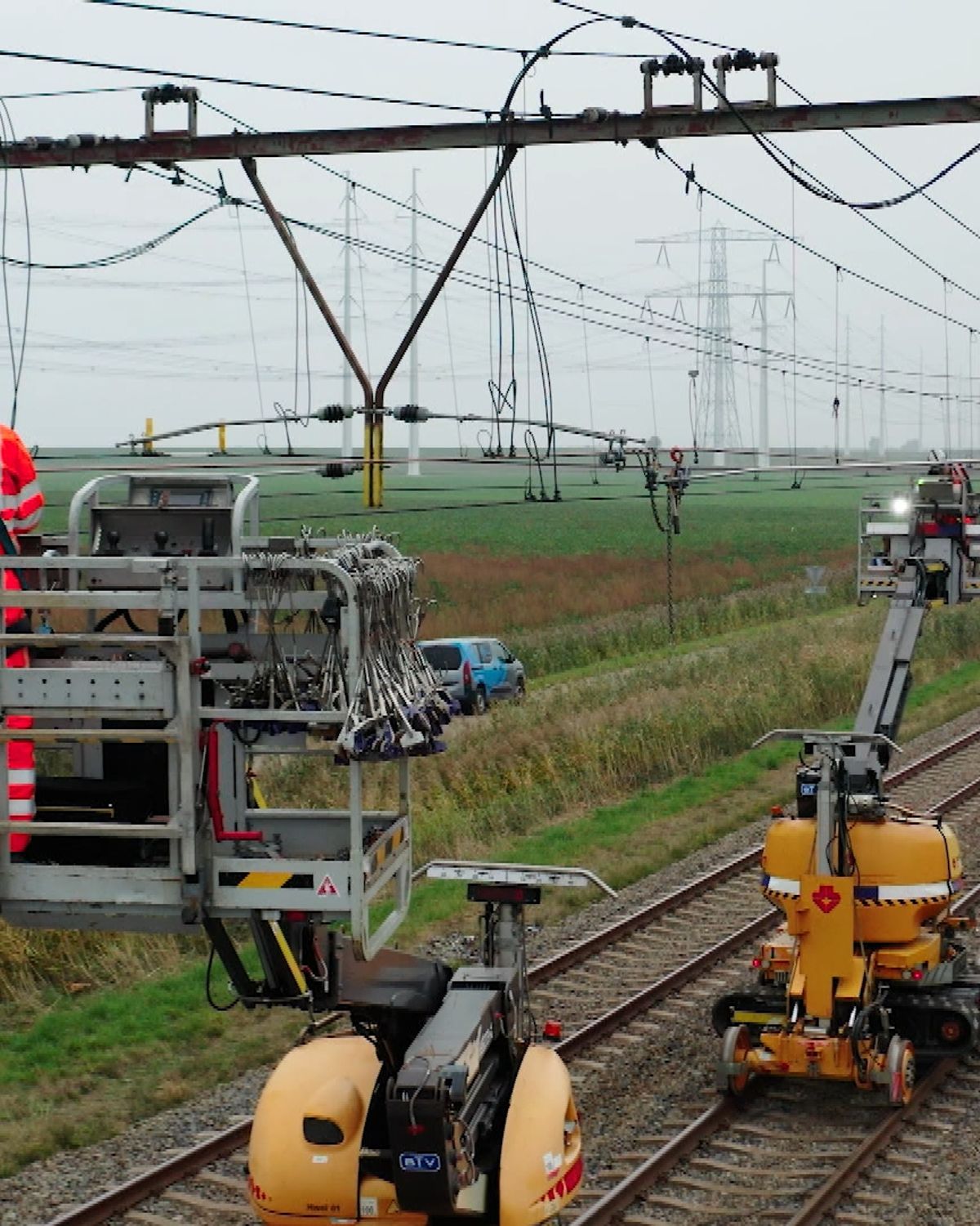 Wereldprimeur in Zeeland: gerecycled koper in bovenleidingen treinspoor ...