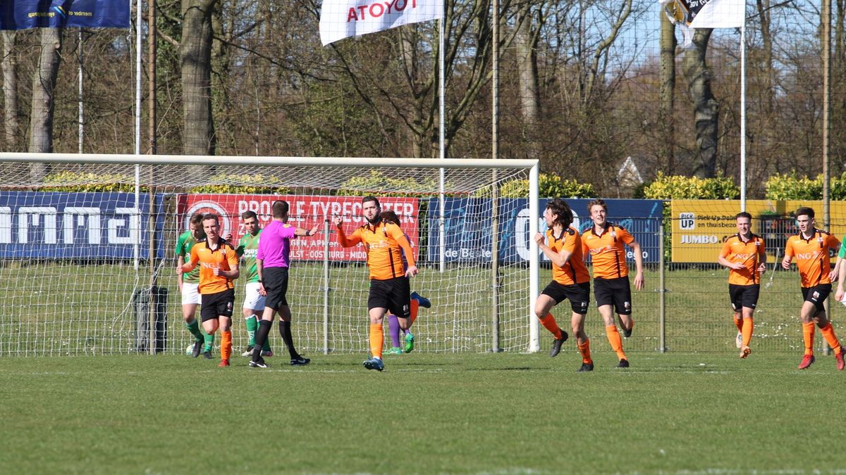 Terneuzense Boys geeft in slotfase overwinning uit handen - Omroep Zeeland