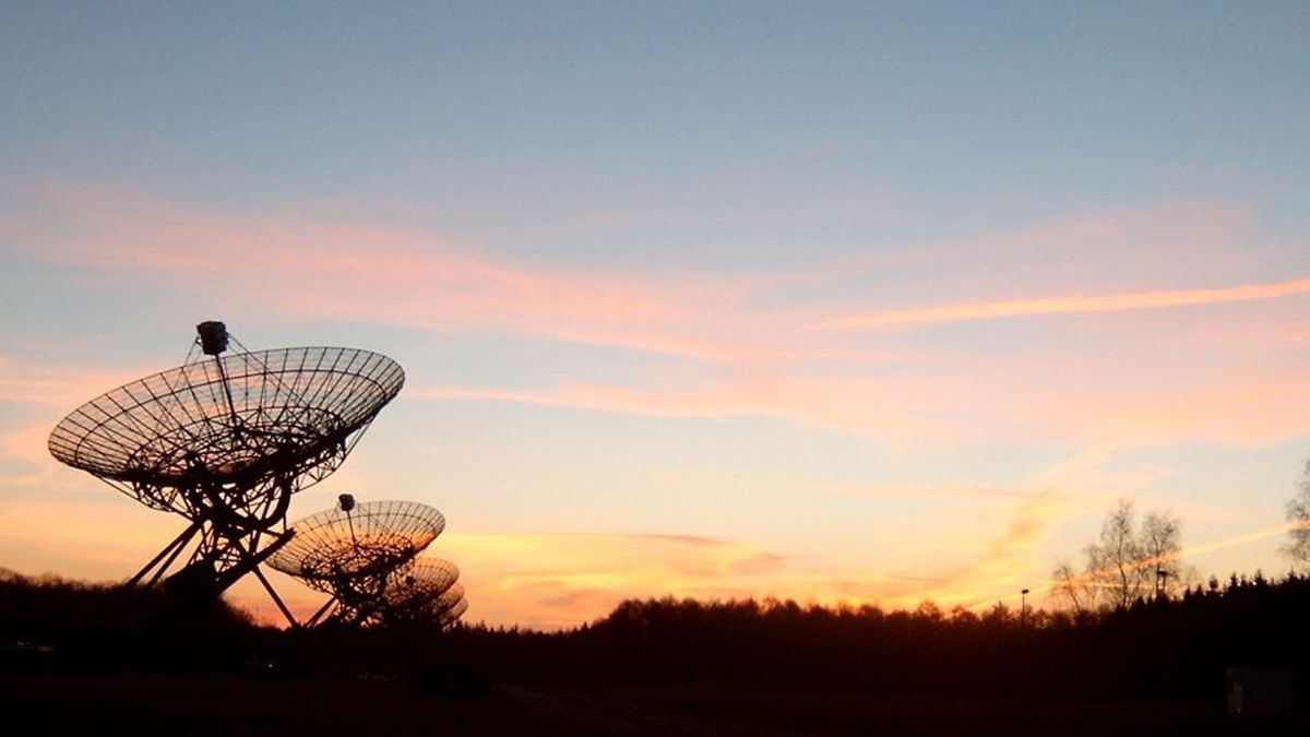 ASTRON krijgt miljoenen voor grootste radiotelescoop ter wereld - RTV Noord