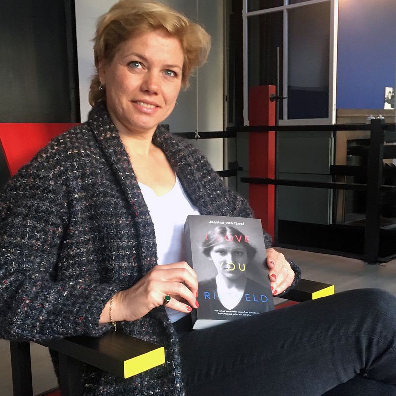 Boek over belangrijkste vrouw in leven van Gerrit Rietveld: "Ze was van ...