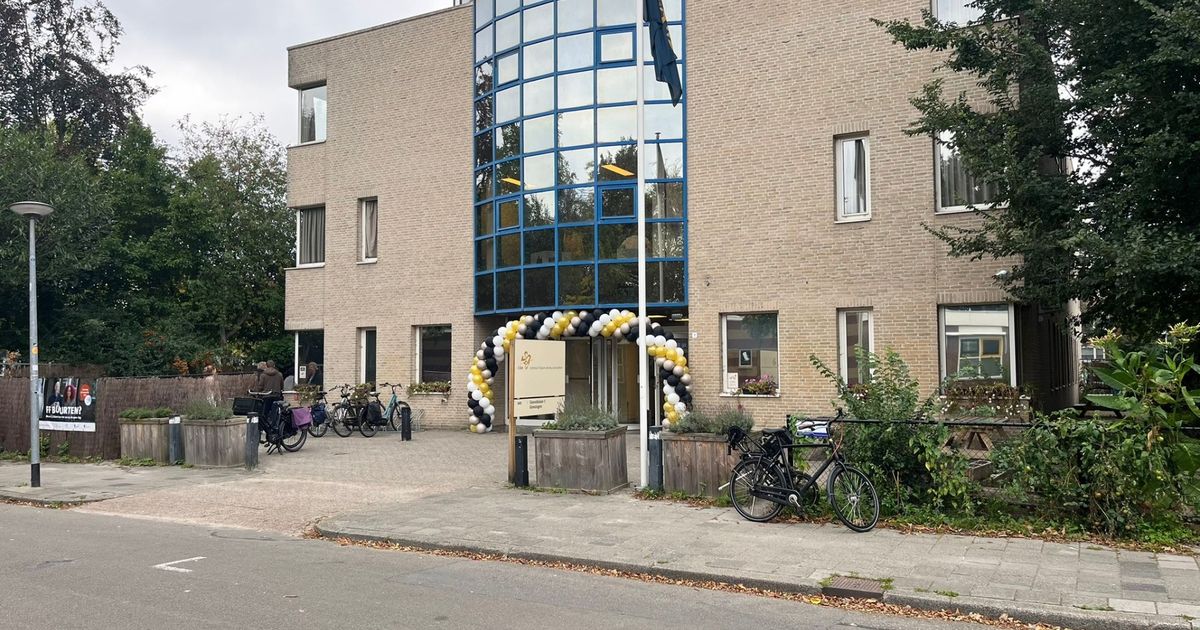 Open azc dag: 'Als je elkaar persoonlijk spreekt, ga je ook de mens ...