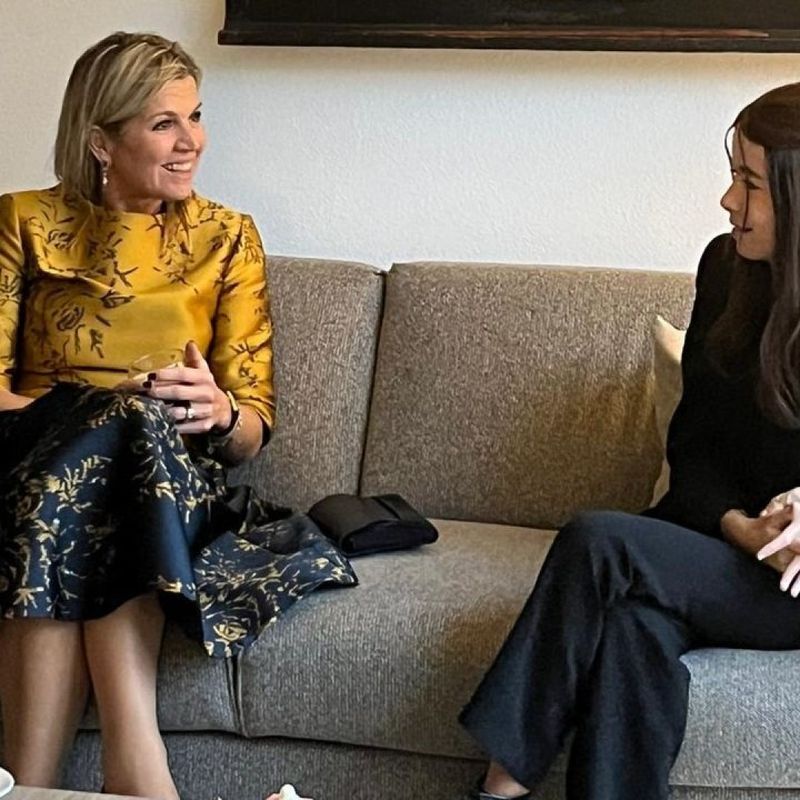 Koningin Máxima thuis op de bank bij uitbehandelde Jade (17): 'Ze volgt ...