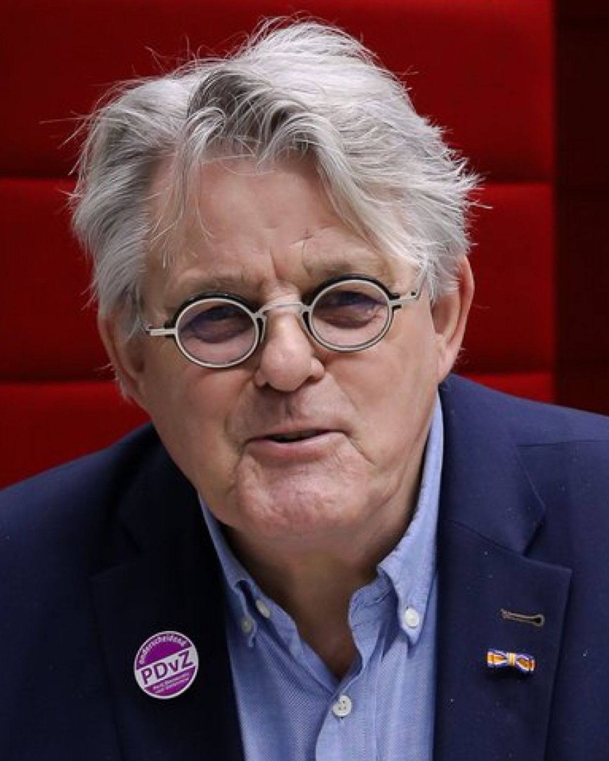 Nieuwe wethouder struikelt over 'flapdrol' tegen museumdirecteur ...