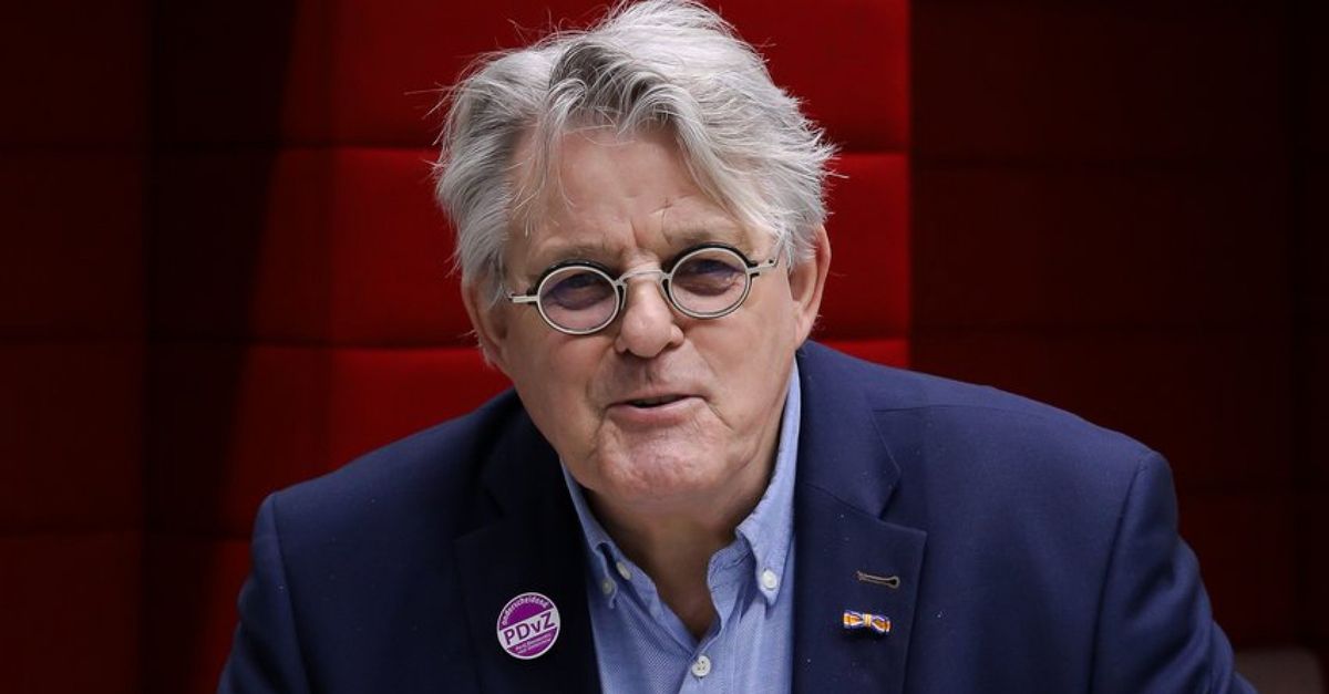 Nieuwe wethouder struikelt over 'flapdrol' tegen museumdirecteur ...