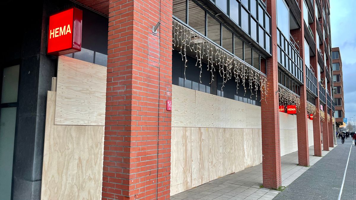 Zo proberen politie en jongerenwerkers op Zuid te voorkomen dat ...