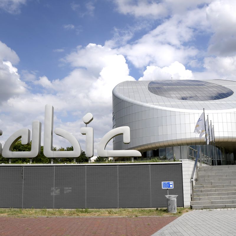 Knarsetanden op hoofdkantoor Sabic in Riyad - L1 Nieuws