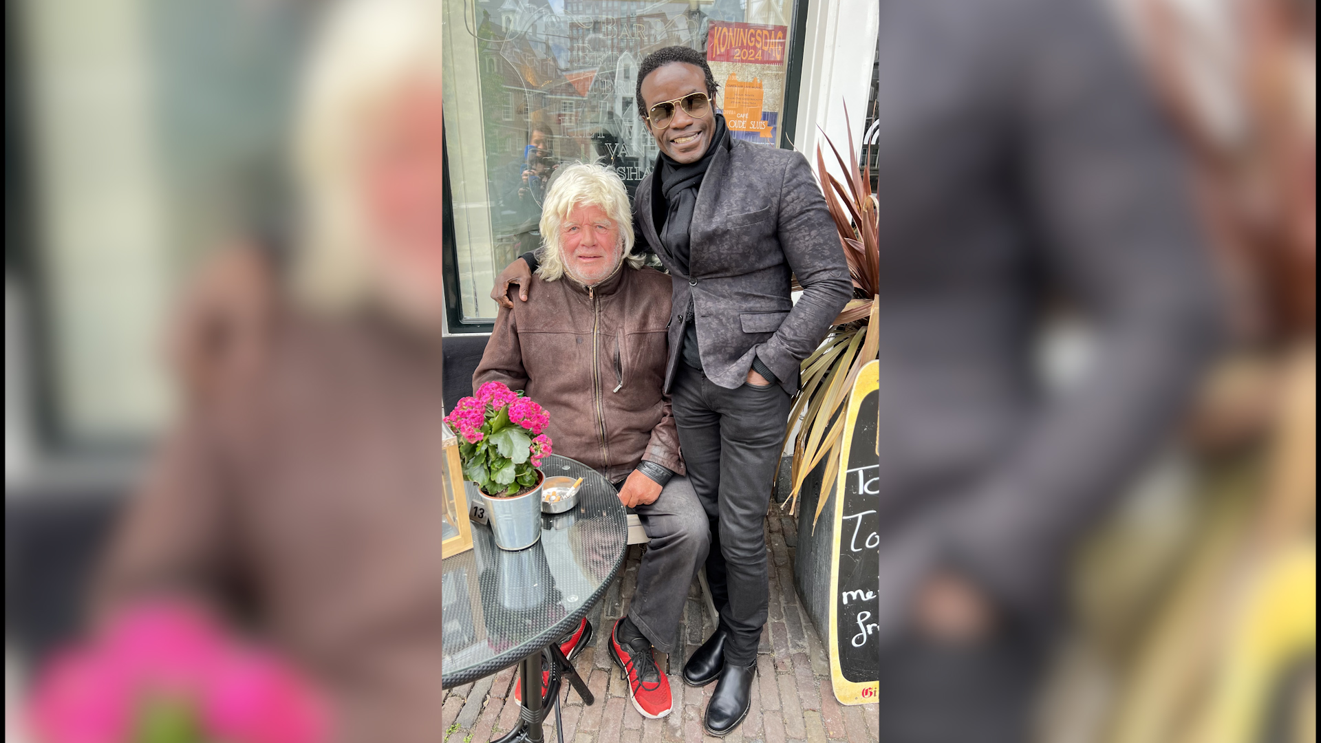 Met Regilio Tuur terug naar de buurt waar hij opgroeide: ‘I am a legend ...