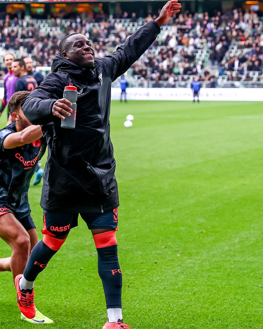 Geblesseerde Yoann Cathline mist FC Utrecht - Almere City - RTV Utrecht