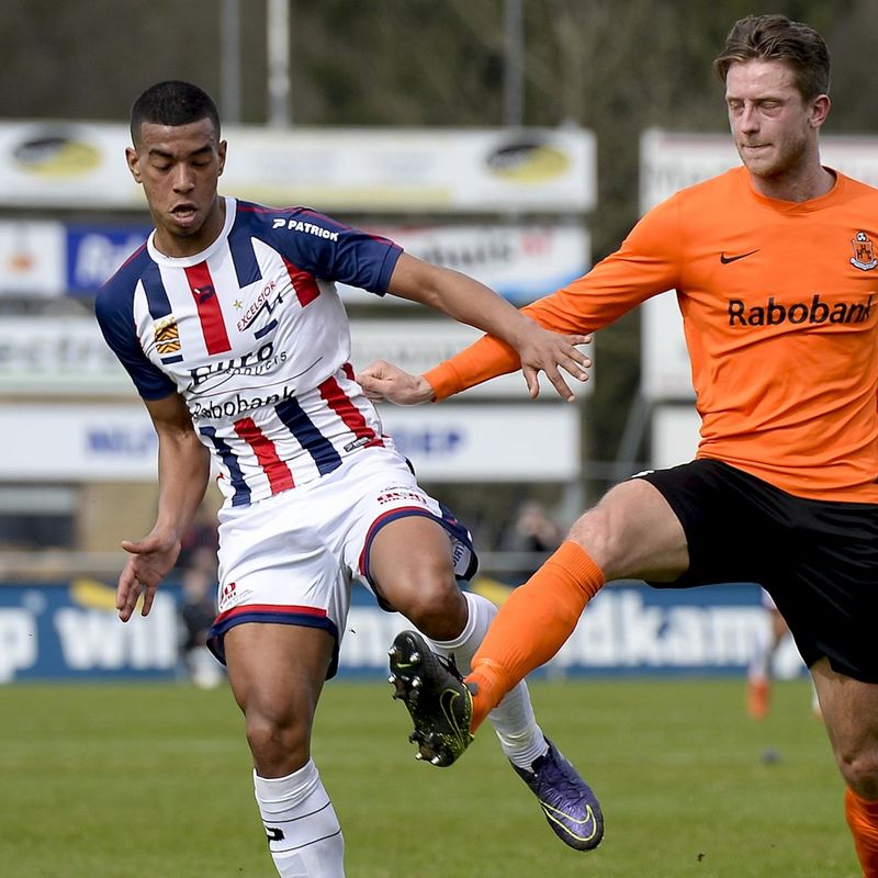 Van Hezel vervolgt loopbaan bij AFC - Oost