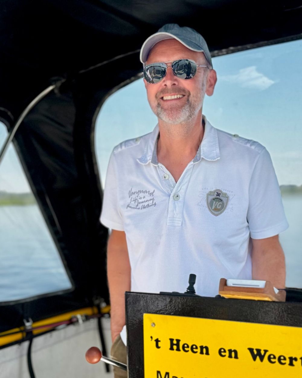 Met fietspont oversteken: 'Een mini-cruise over de plas' - Omroep West