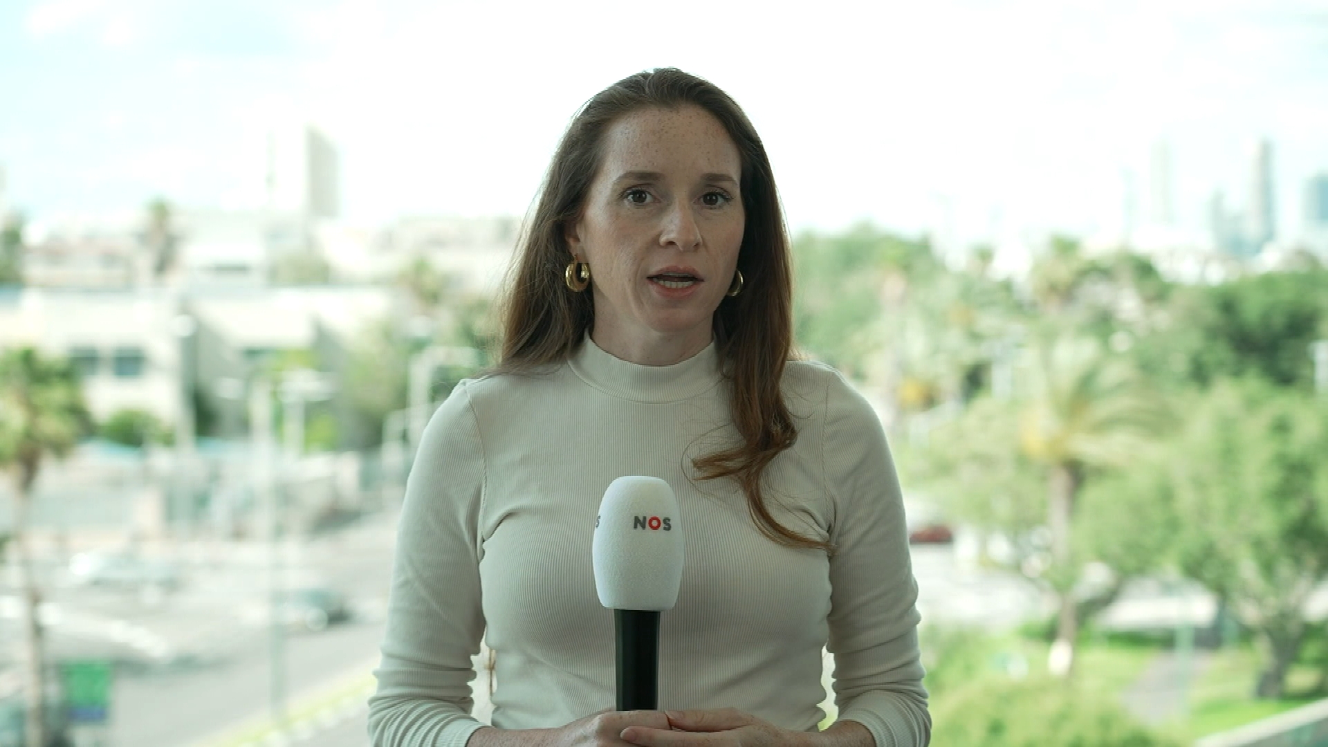 Opgegroeid in Zierikzee, nu verslaggever in oorlogstijd: Het verhaal ...