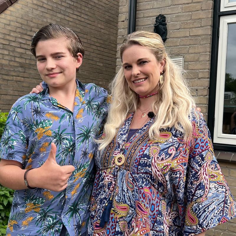 Davey (13) zorgt voor moeder Linda met MS: 'Soms zwaar, maar het is ...
