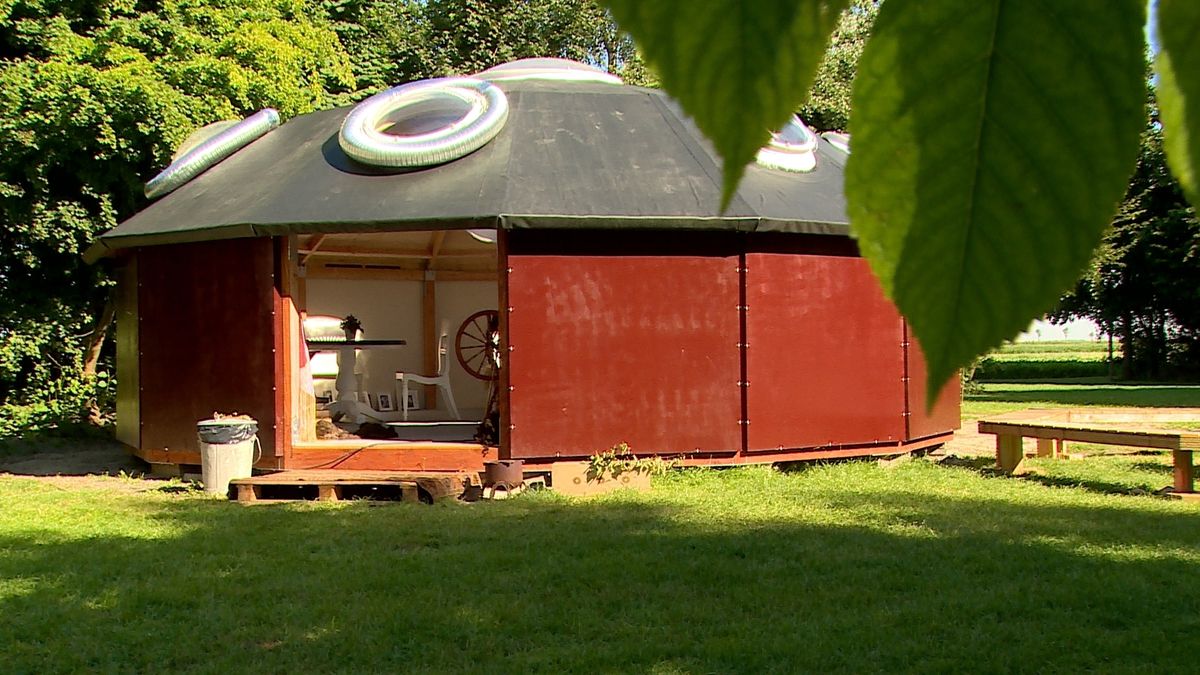 Slapen in een Zeeuwse knop; een Knoert (video) - Omroep Zeeland