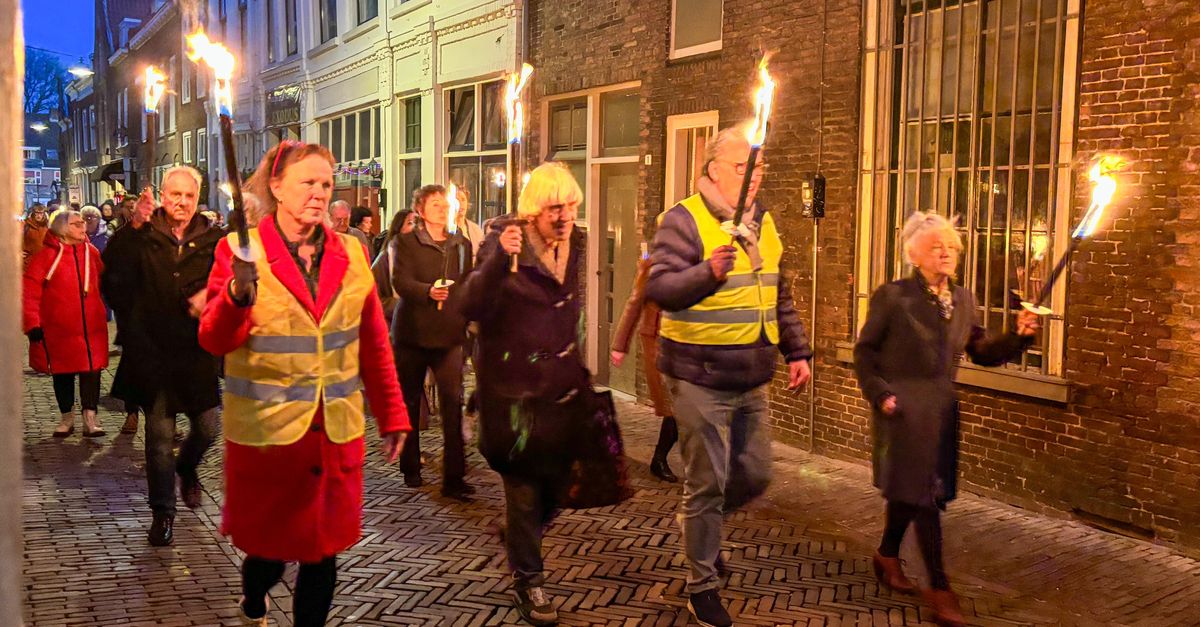 Ton (91) maakte als kind NSB’ers belachelijk, als bejaarde strijdt hij ...
