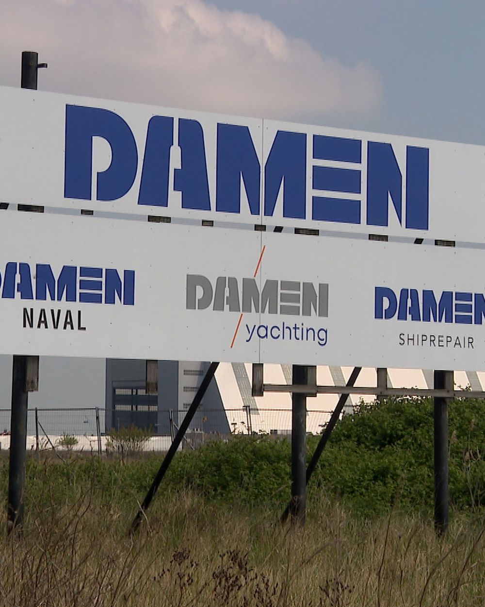 Officier van justitie: Damen maakte zich schuldig aan valsheid in ...