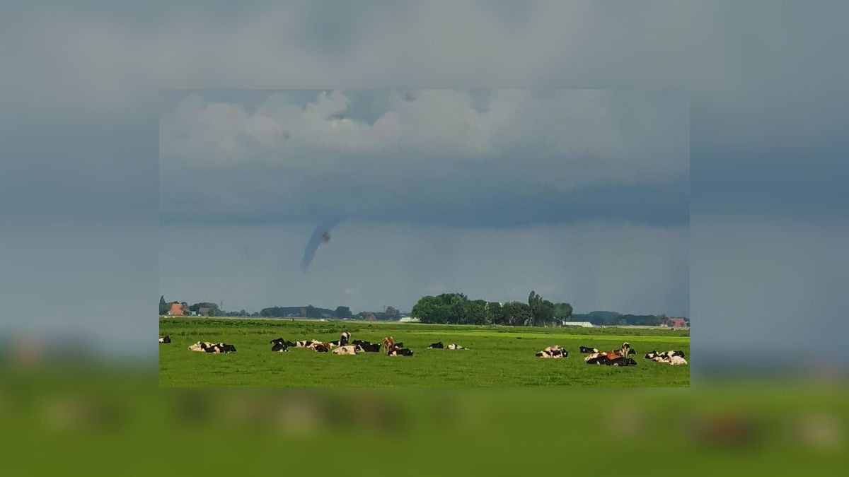 Wind- en waterhozen op verschillende plekken in Fryslân - Omrop Fryslân