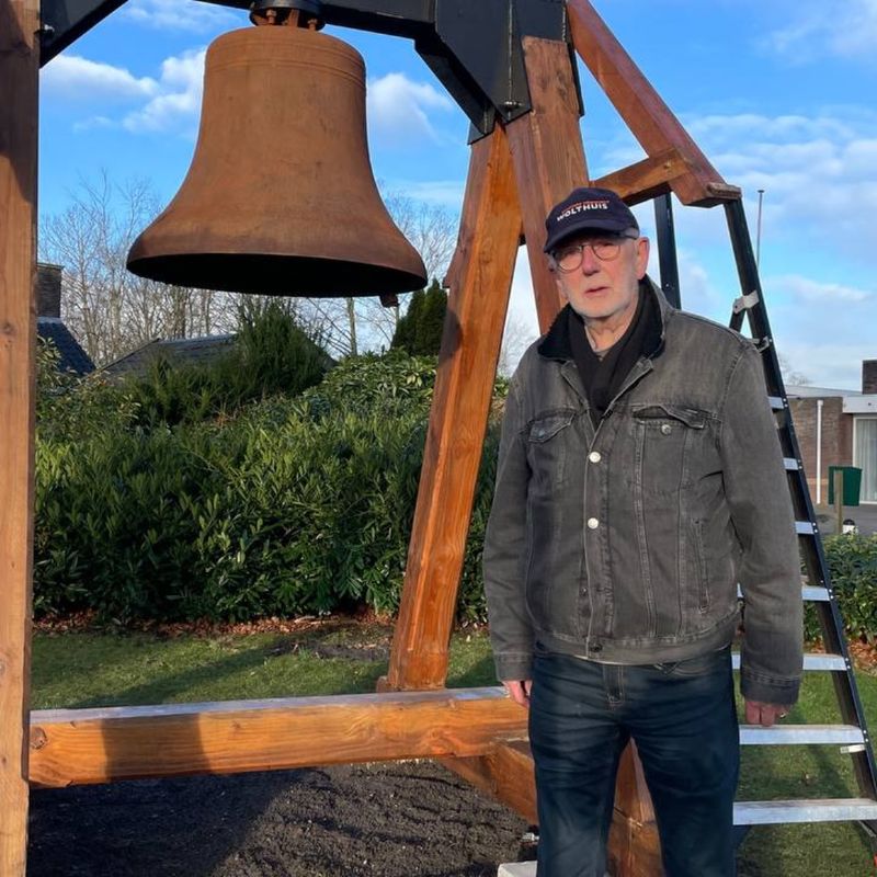 Vrijwilligers hielpen met Sappemeerster klokkenstoel: 'Voelt bijna ...