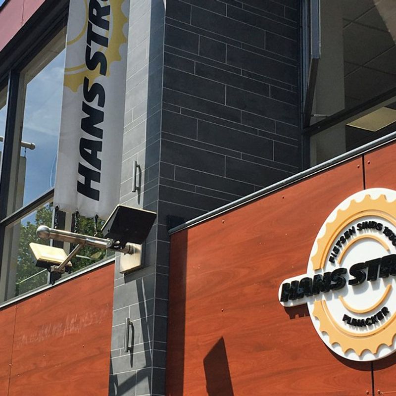 Fietsenwinkels Hans Struijk failliet verklaard - Omroep West