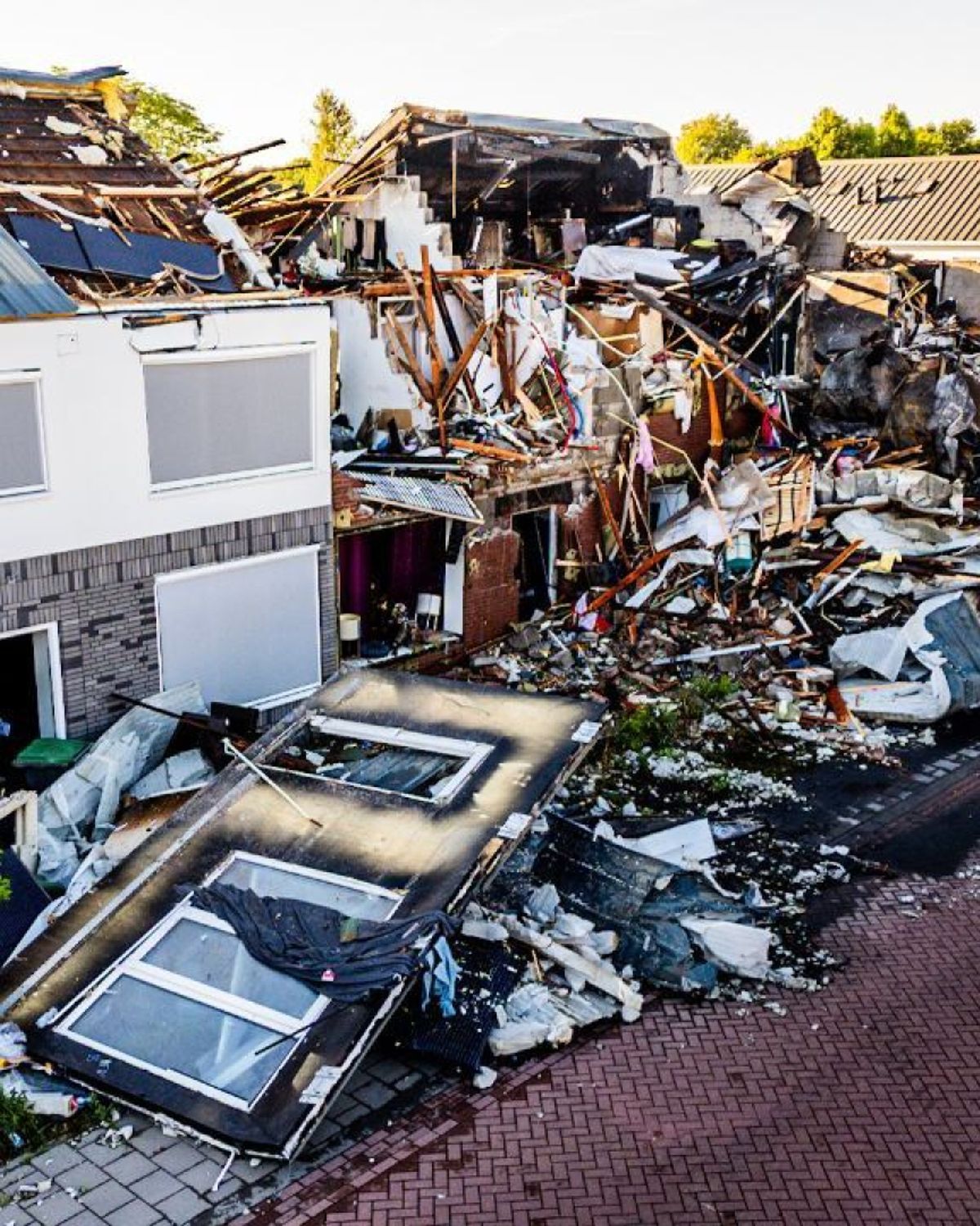 Oorzaak verwoestende brand Didam blijft een raadsel, OM staakt ...