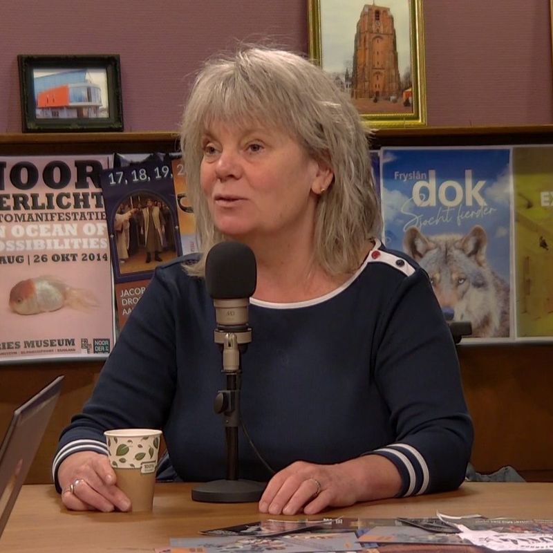 Bassiste Emilie Blom van The Scene heeft popschool in Pingjum: 'Punk ...