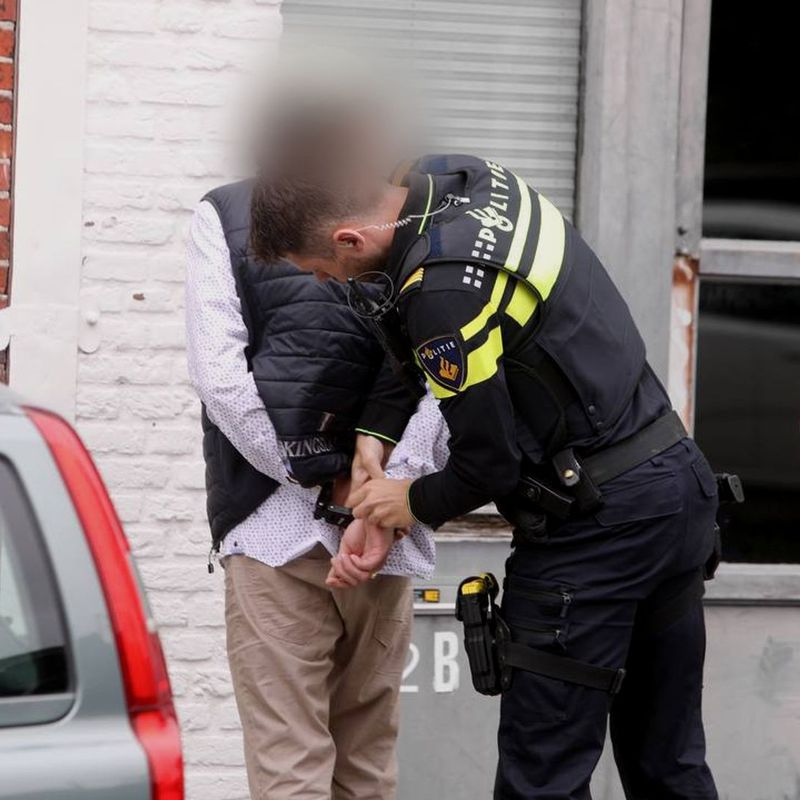Politie staakt onderzoek naar gruwelijke vondst lichaam in Oldenzaal - Oost