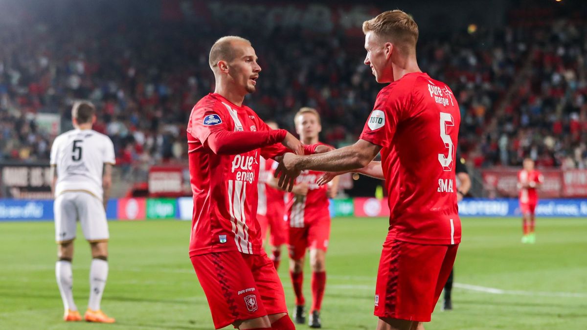 EINDE: FC Twente-Excelsior (4-0) - Rijnmond