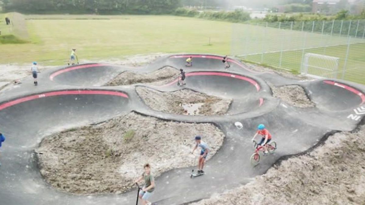 Pumptrackbaan Domburg is een succes - Omroep Zeeland