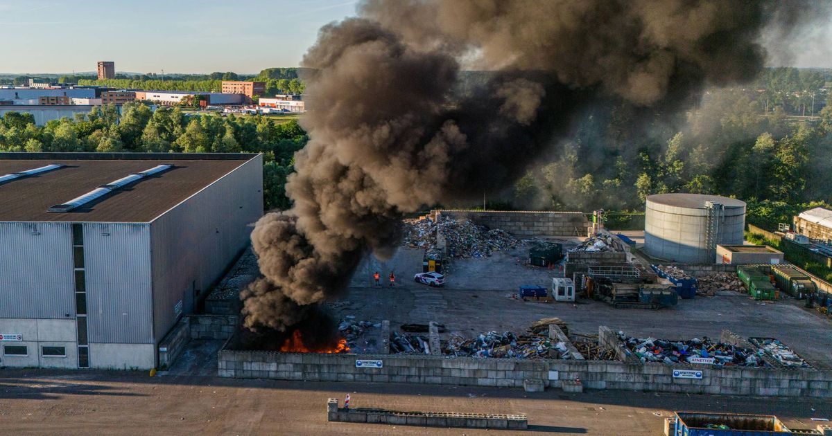 Opnieuw brand bij afvalverwerker: rook tot in wijde omgeving te zien ...