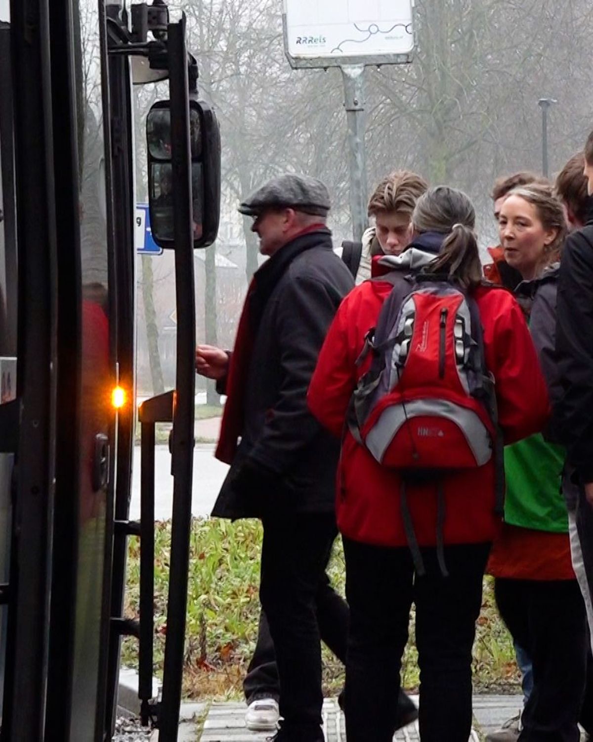 Verzet tegen schrappen buslijn: 'Grote klap voor duizenden reizigers ...