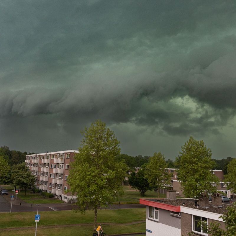 Liveblog | Code Oranje opgeheven, bliksem slaat in bij Deventer ... Liveblog | Code Oranje opgeheven, bliksem slaat in bij Deventer ...