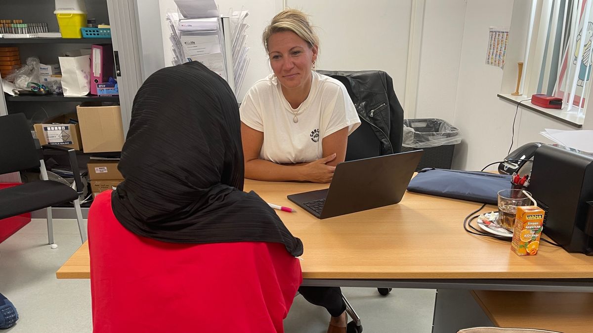 Nieuw leven in het azc van Ter Apel: ‘Als je het mij vraagt, blijven ze ...