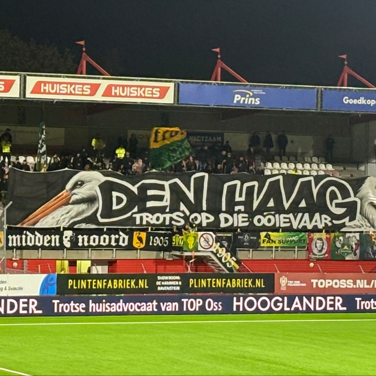 ADO Den Haag boekt ruime en broodnodige overwinning op TOP Oss - Den Haag FM