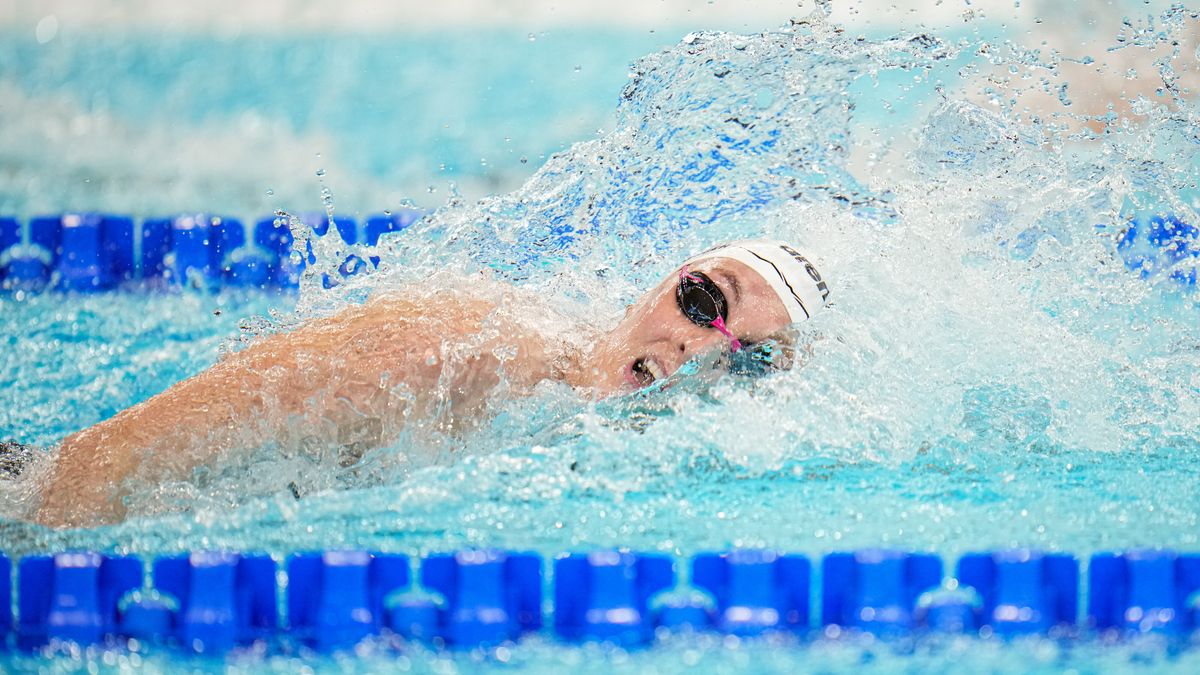 Steenbergen swimt nij Nederlânsk rekôr, krekt gjin wrâldrekôr | Germ ...