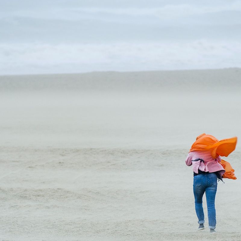 Van 25 graden naar 15: warme truienweer met natte herfstweek en veel ...