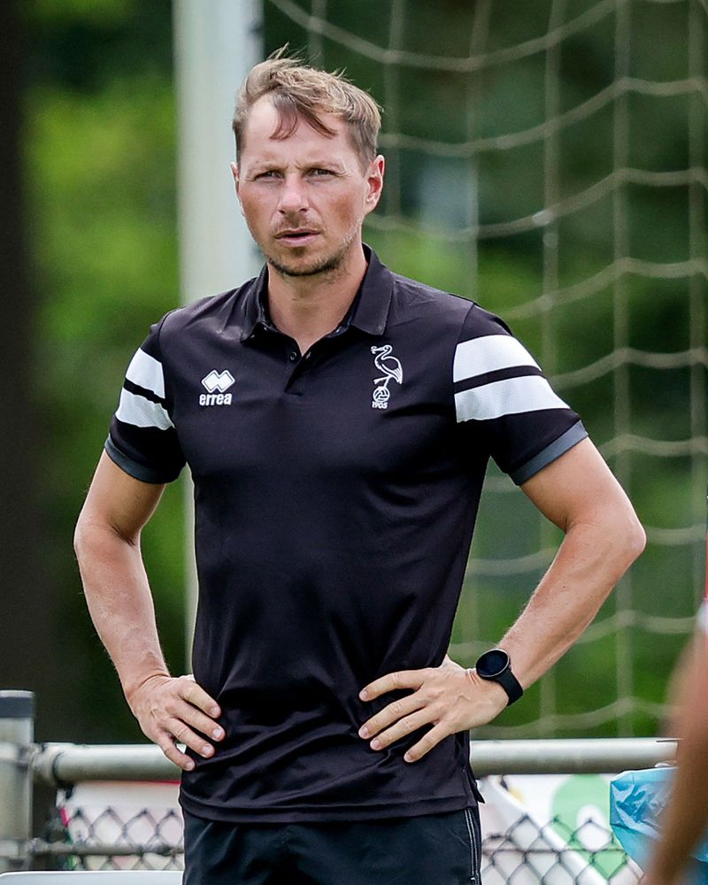 Nieuwe ADO-trainer Robin Peter thuis in Den Haag: 'Het grote plaatje ...