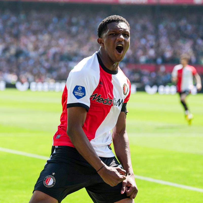 Rode kaart Read tijdens Feyenoord-PSV blijft definitief zonder gevolgen - Rijnmond